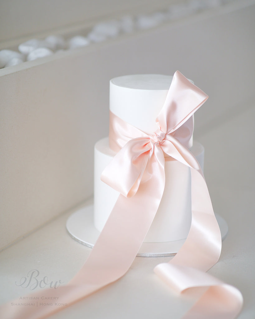 Wedding Cake with a BOW | BOW Artisan Cakery | Wedding Cake | Hong Kong